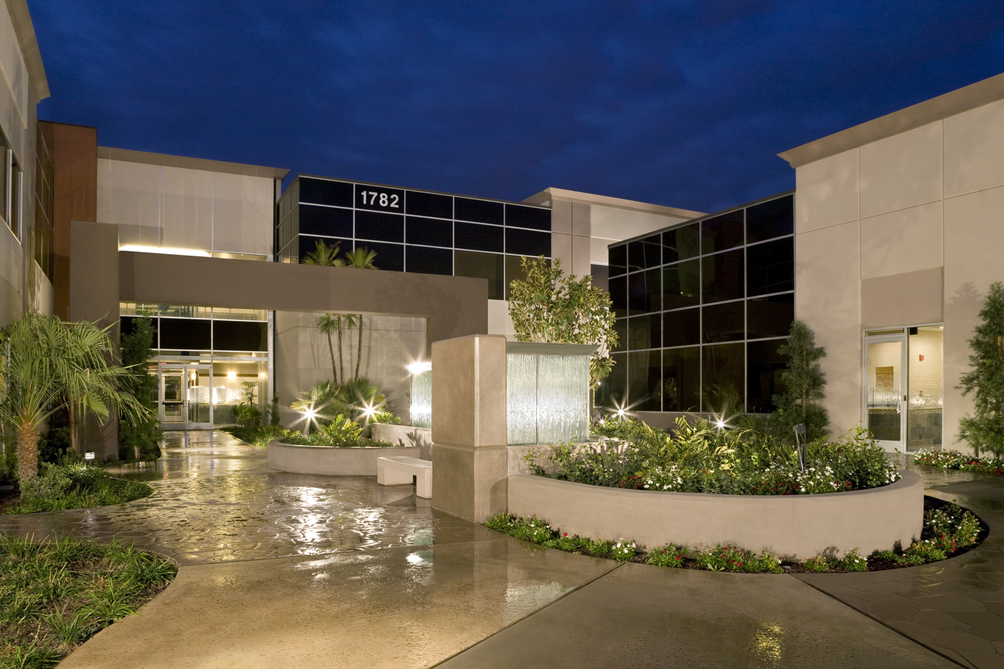 Office Building Redlands, California – Ryan Hoover Photography